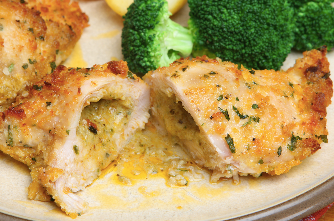 Poulet farci au brocoli & fromage – Aliments Distinction